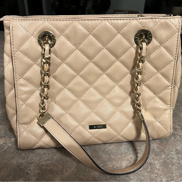 Aldo | Bags | Aldo Tan Shoulder Bag With Quilted Design And Chainlink ...